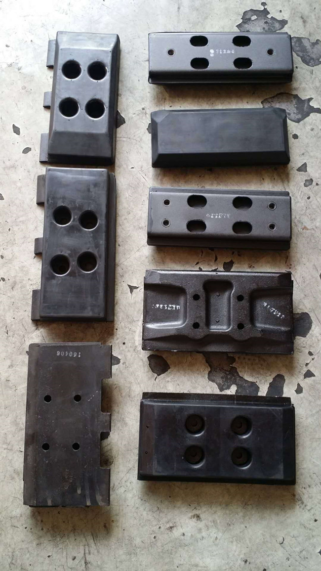 Lightweight Rubber Pads For Tracks , Paver Machine Small Rubber Pads