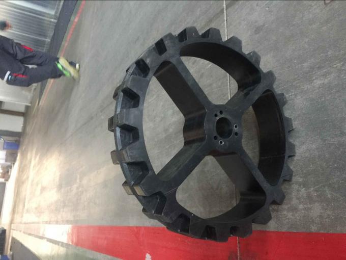 Wheelchair Robot Continuous Rubber Track 42 Links 150mm Width