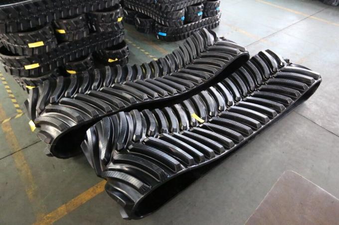 Agricultural Rubber Tractor Tracks For MT700 / 800 / 835 / 8000T / 8RT ...