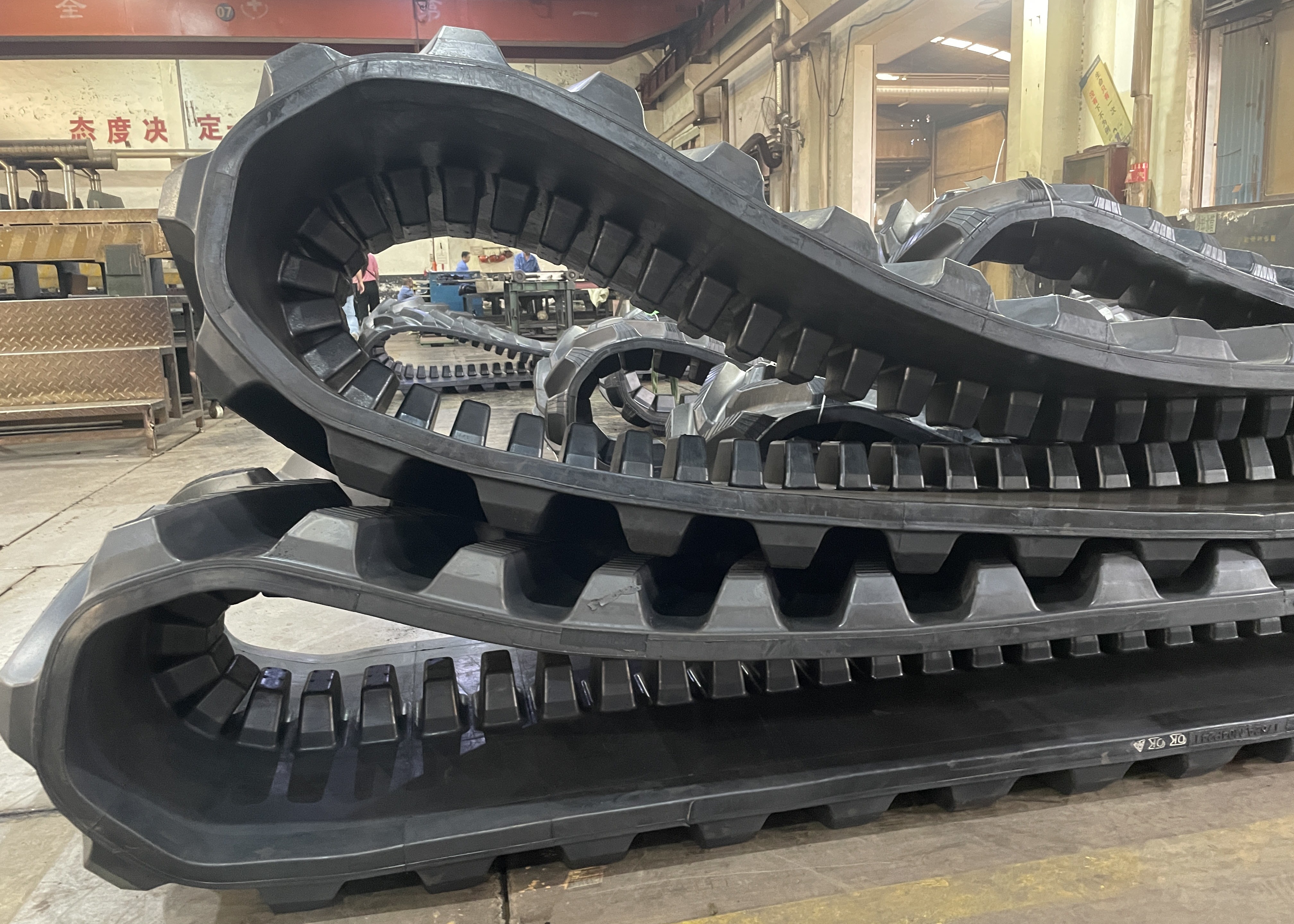 TF915X152.4X66AM Crawler Agriculture Rubber Track For MT800 Tractor ...