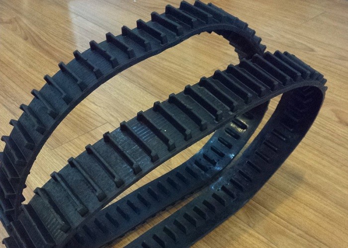 High Running Speed Robot Rubber Tracks , Small Rubber Tracks With Wheels